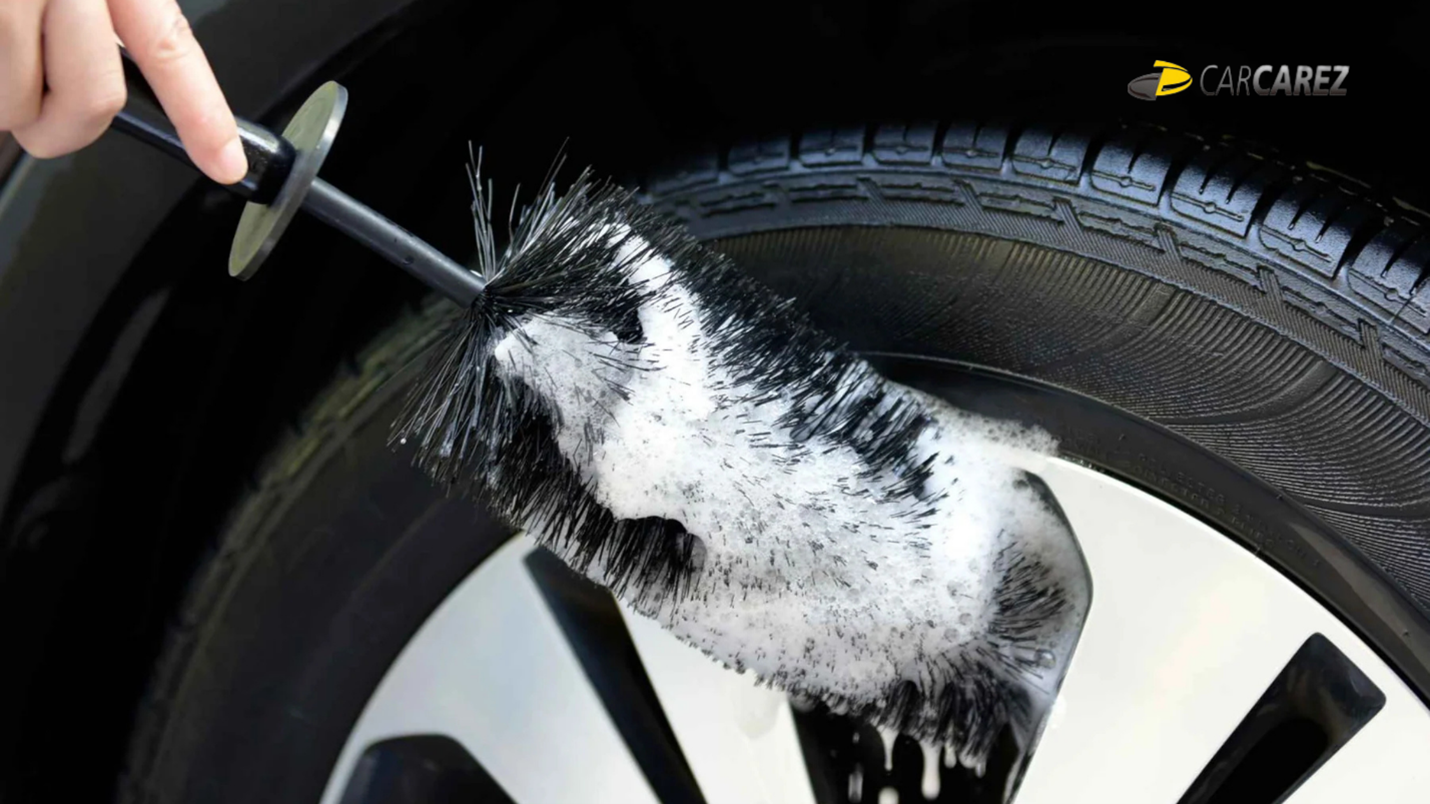 The Ultimate Wheel Cleaning Solution: Carcarez Flexible Wheel Spoke Br ...